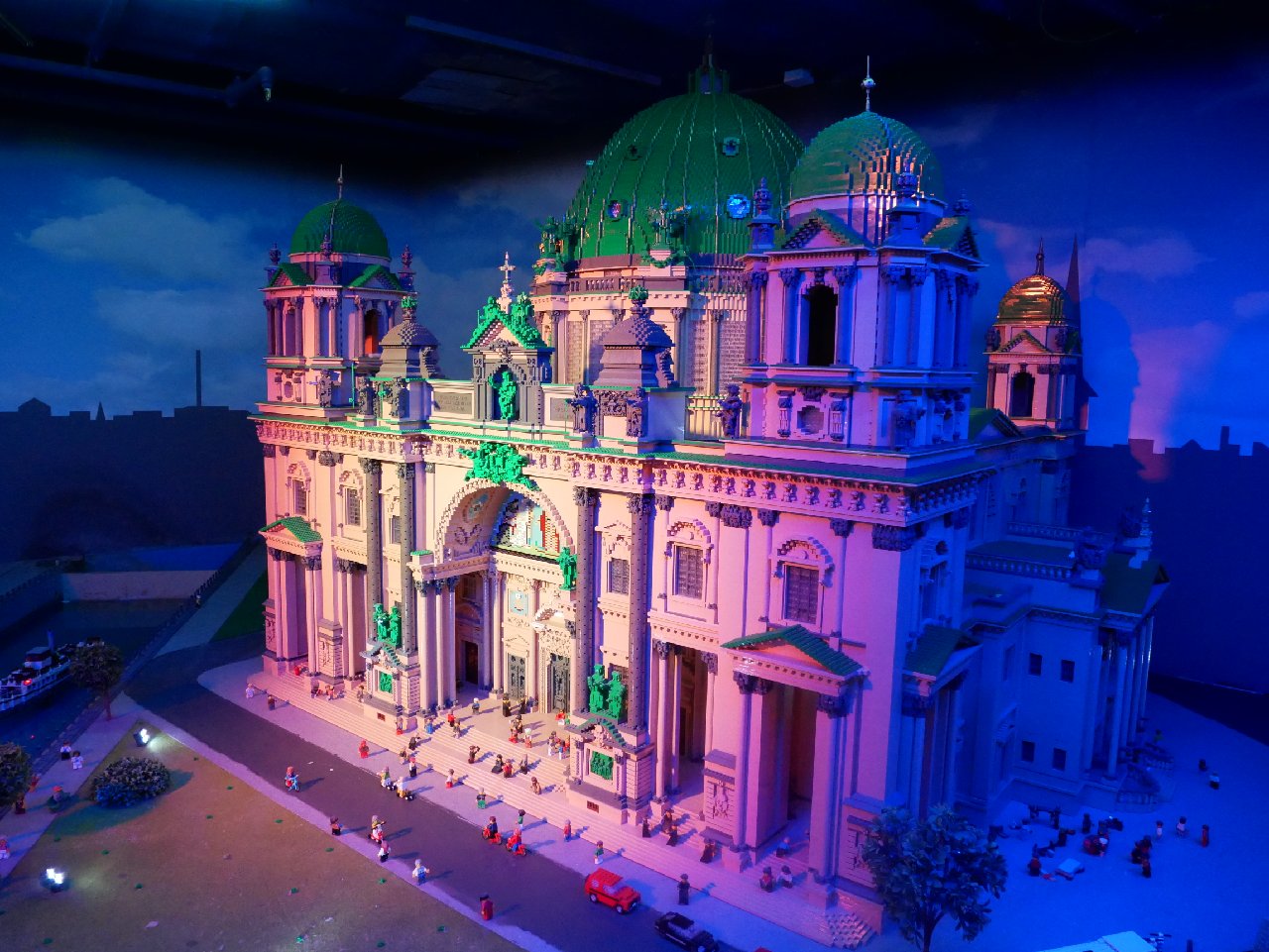 Legoland Discovery Centre Berlin: Lego, so weit das Auge reicht