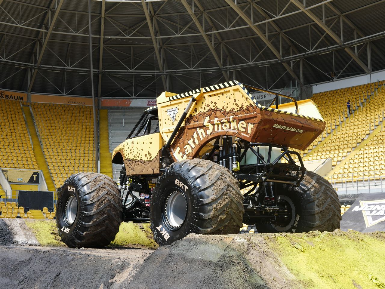 Monster Jam in Dresden - Ein Erfahrungsbericht - urlaubspapa.de